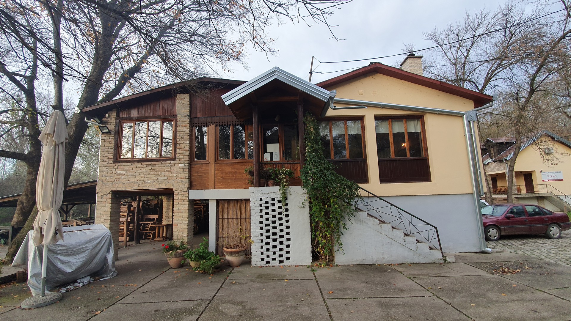 Pikec csárda - Kárpát-medencei étterem kalauz